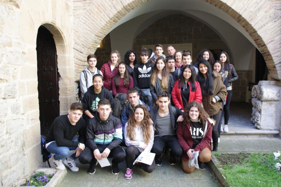 Visita del Instituto Julio Caro Baroja | Cámara de Comptos de Navarra